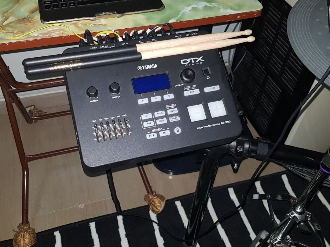 Yamaha DTX 700 series drum set, Hobbies & Toys, Music & Media, Musical ...