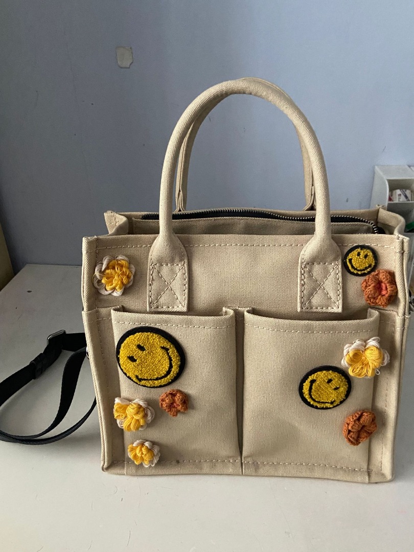 Zara Smiley Collection Bag, Women's Fashion, Bags & Wallets, Tote Bags ...