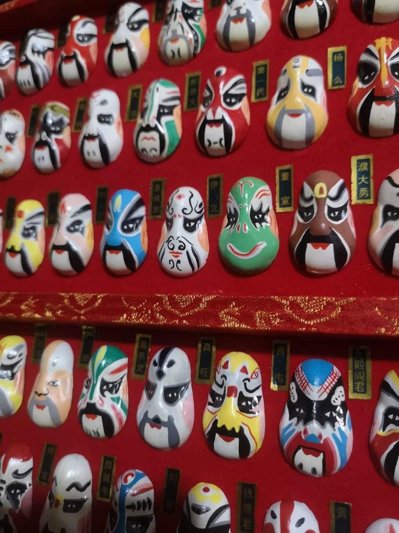 100pc miniatur display topeng opera, Antik, Lainnya di Carousell