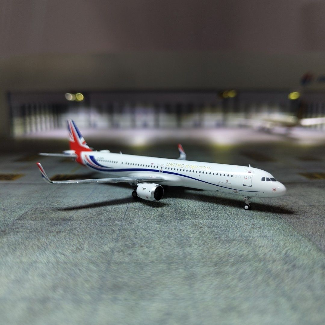 1:400 Panda Models Titan Airways Royal Air Force Airbus A321-200 Neo ...