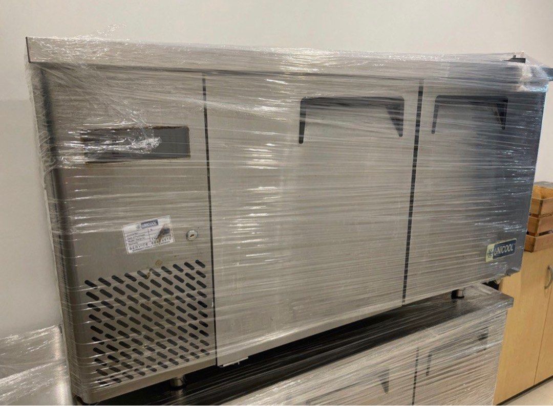 1.8m counter top chiller and 1.5m counter top freezer, TV & Home ...