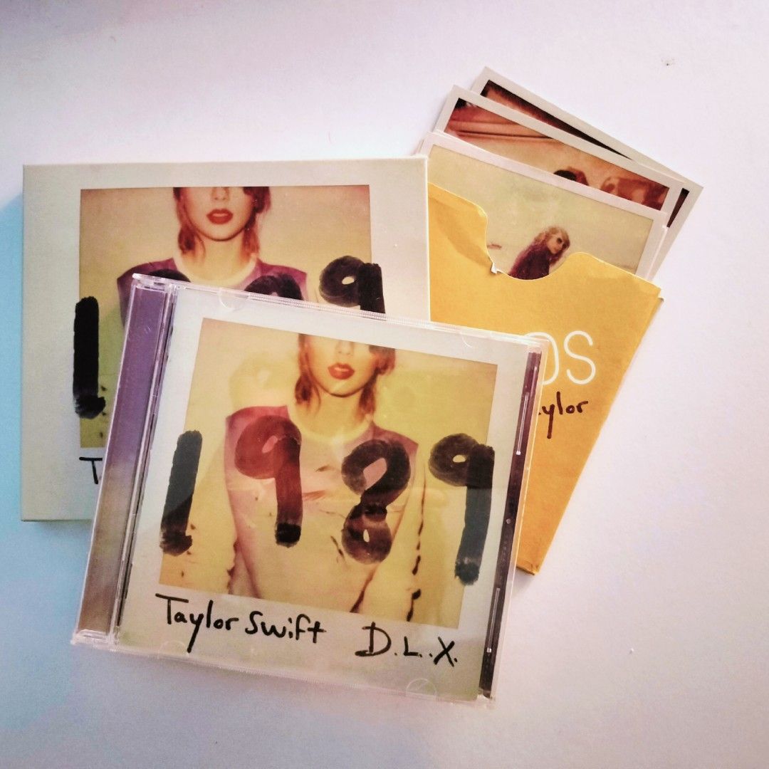 1989 Deluxe Taylor Swift CD, Hobbies & Toys, Music & Media, CDs & DVDs ...