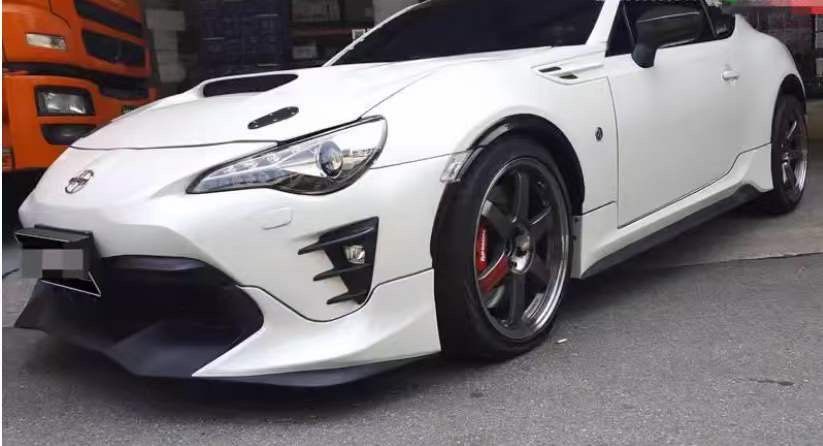 2017 - 2021 Toyota GT86 Modellista bodykit + TRD Toms style add on kit ...