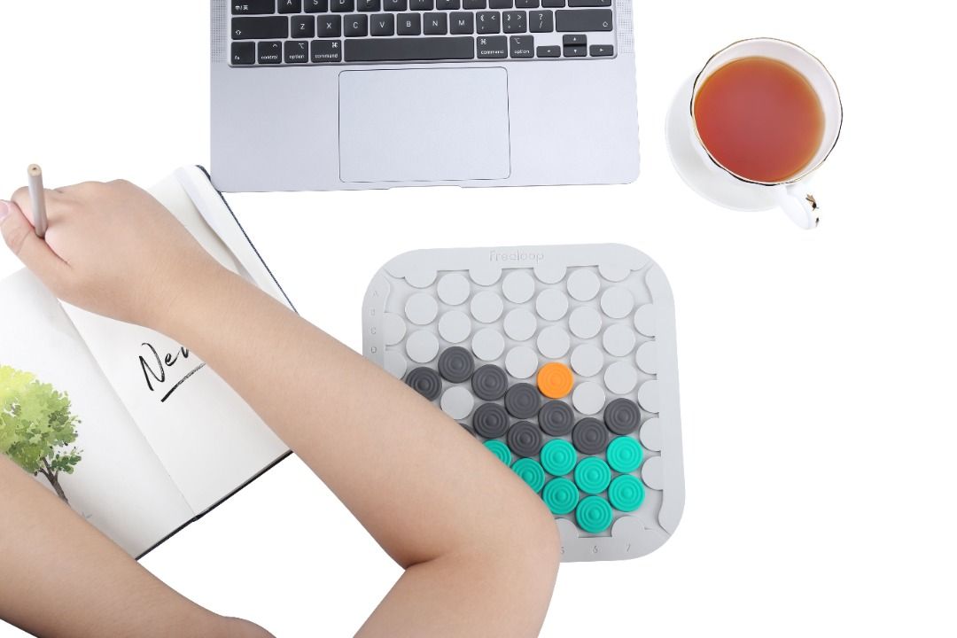 50 TILES FREELOOP Desk Pad Design Your Own DIY with Pop On Tiles ...