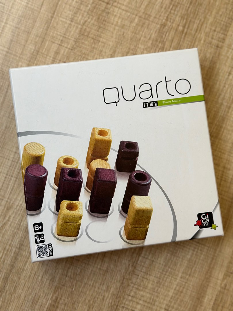 四連戰 Quarto Strategy Game 益智桌上遊戲 board game, 興趣及遊戲, 玩具 & 遊戲類 - Carousell