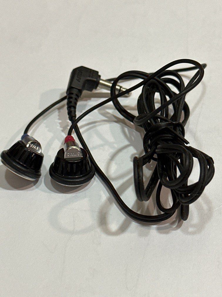 AIWA headphones, Audio, Headphones & Headsets on Carousell