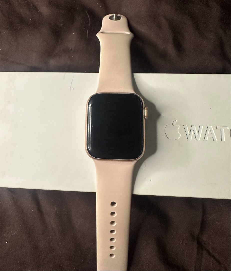 Apple Watch Series 6 40mm for sale or swap on Carousell