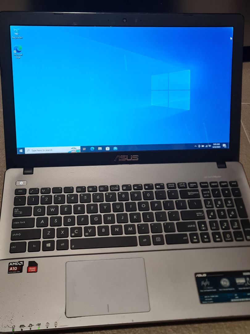 Asus X550D Computer Laptop Windows PC AMD A10, Computers & Tech ...