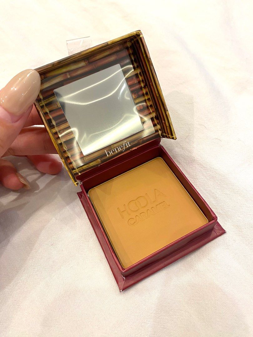 Benefit Hoola Caramel, Beauty & Personal Care, Face, Makeup on Carousell