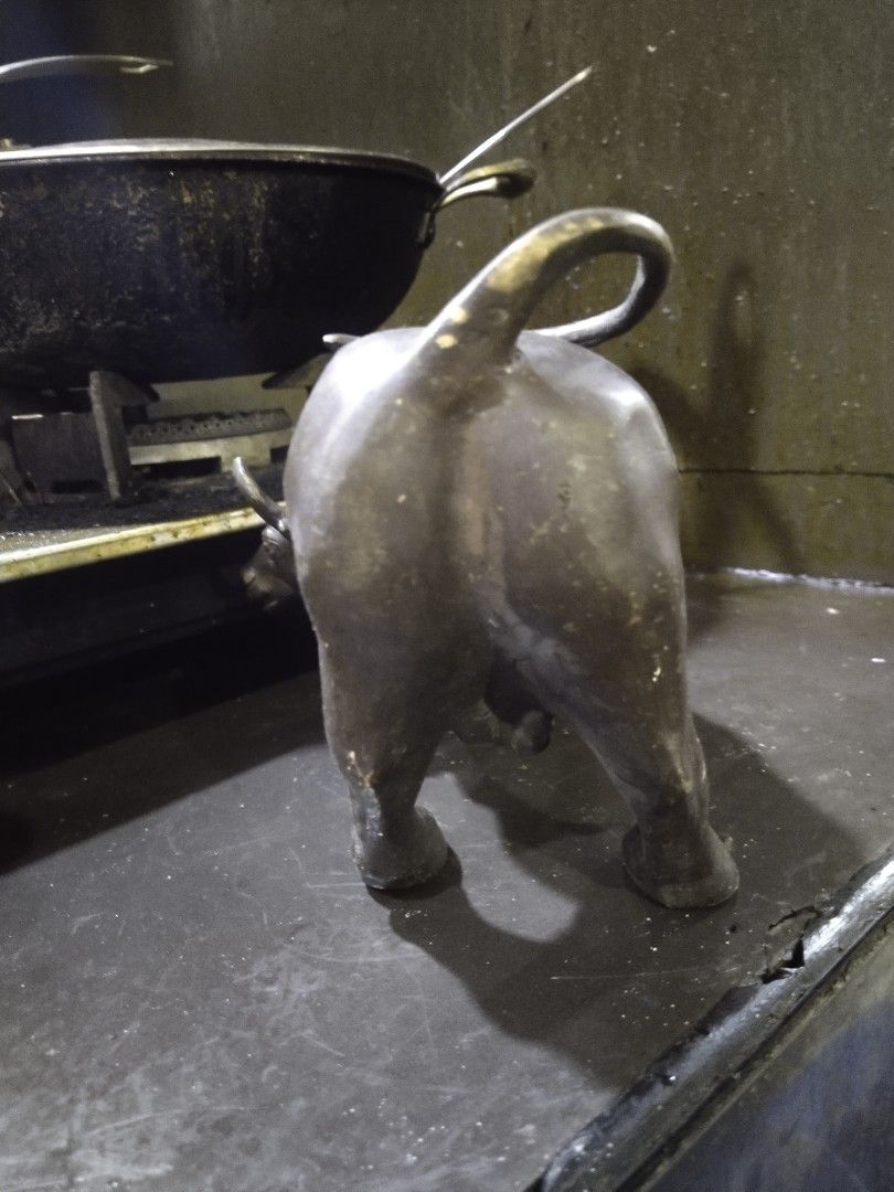 Brass bull ox statue display on Carousell