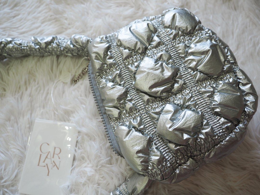 CARLYN POING (S) BAG - SILVER, Women's Fashion, Bags & Wallets ...