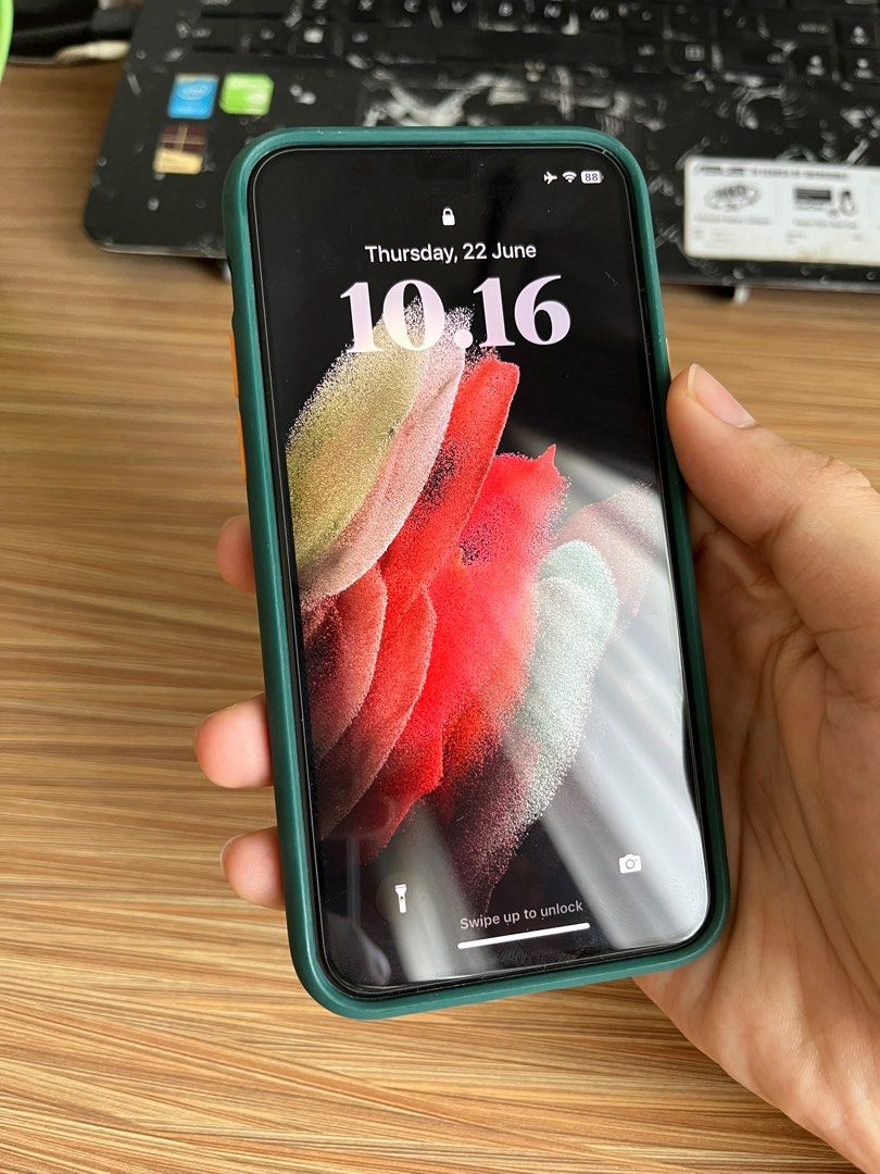 Case Polos Hijau iPhone 11 Pro, Telepon Seluler & Tablet, Aksesoris ...