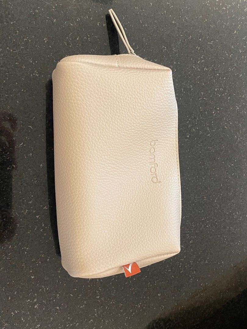 Cathay Pacific Business Class Amenity Leather Pouch Bamford on Carousell