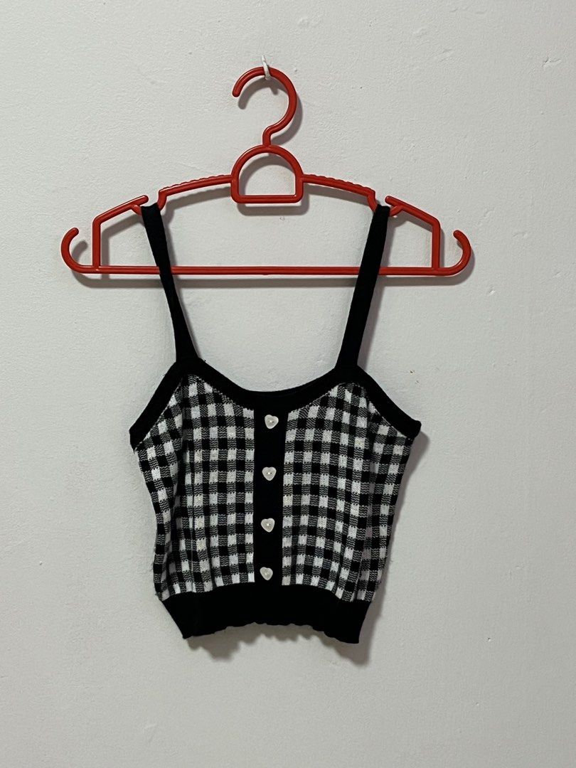 Checkered Crop Top, Women's Fashion, Tops, Sleeveless on Carousell