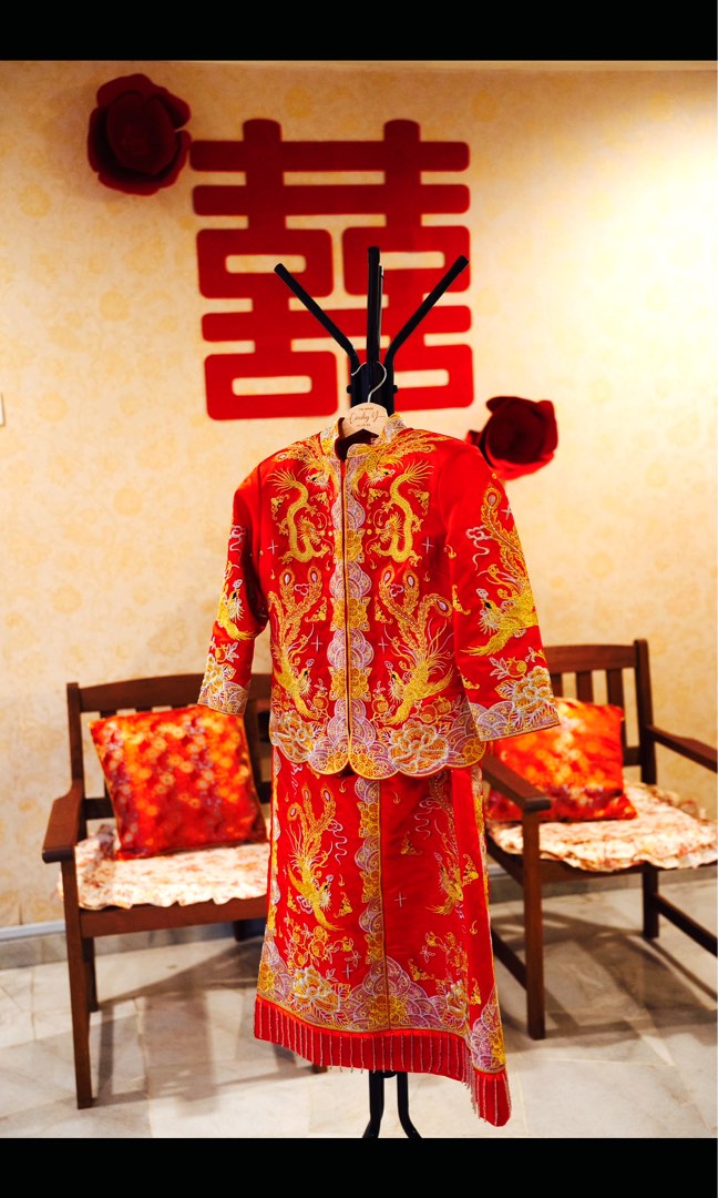 Chinese traditional wedding Qua/Kwa, Women's Fashion, Dresses & Sets ...