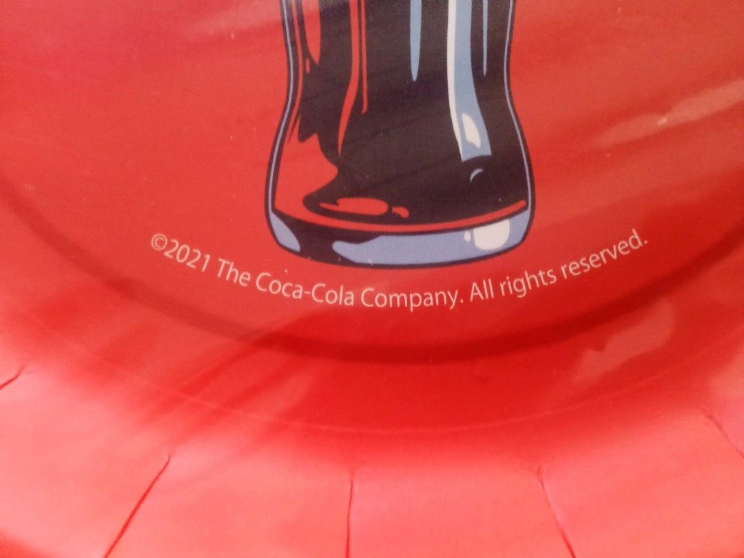 Coca-Cola Paper Plates., Hobbies & Toys, Collectibles & Memorabilia ...