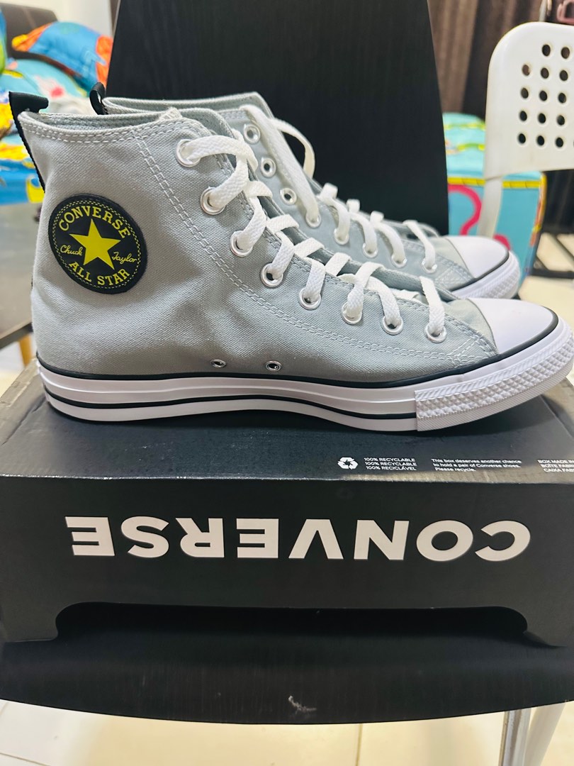 Converse high cut, Men's Fashion, Footwear, Sneakers on Carousell