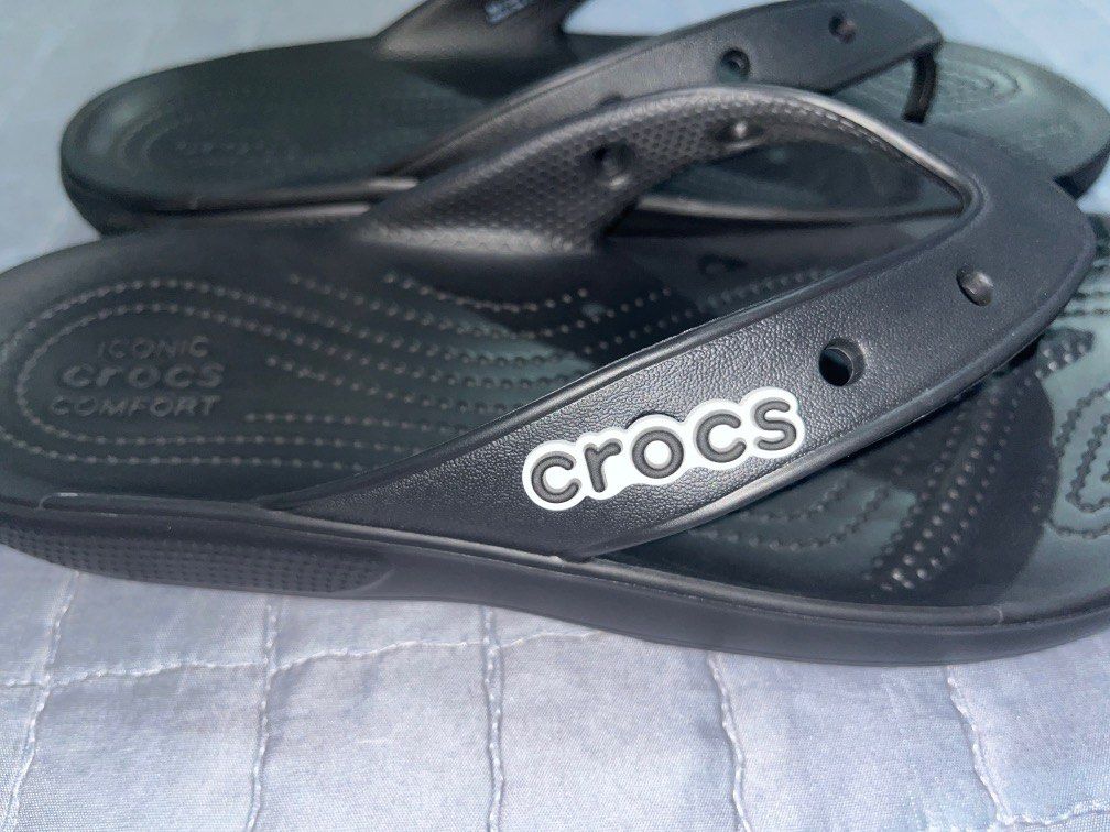 Crocs Iconic comfort slippers, Men's Fashion, Footwear, Flipflops and ...
