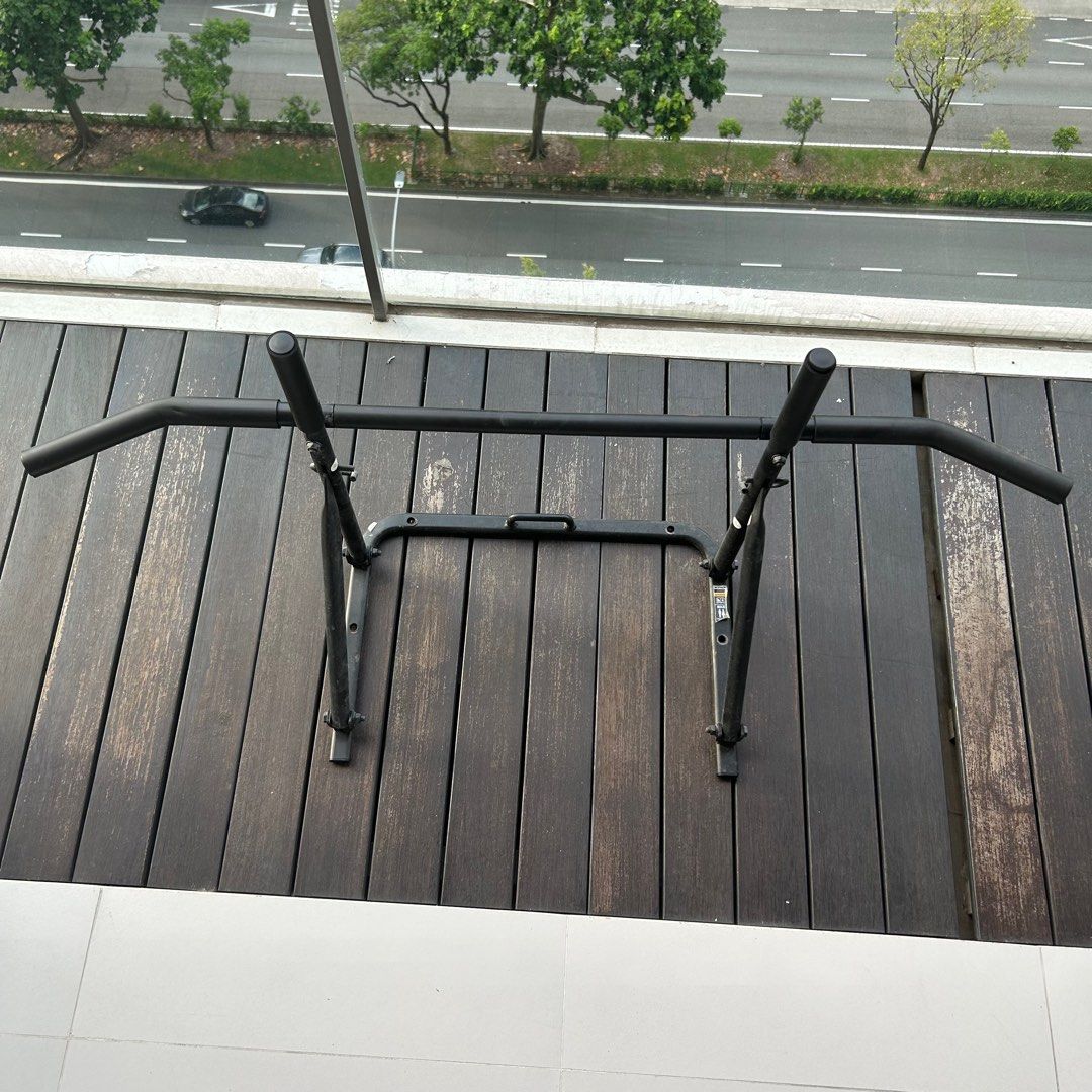 Decathlon Pull Up Bar, Sports Equipment, Other Sports Equipment and ...