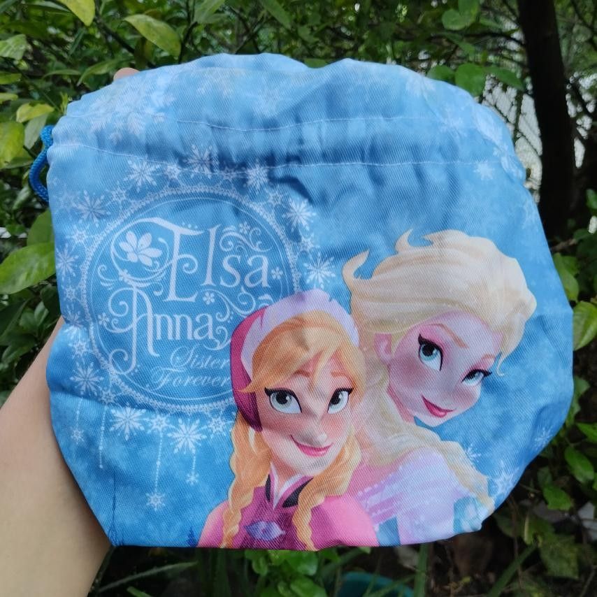 DISNEY Frozen Princess Elsa and Anna Drawstring Pouch, Women's Fashion ...