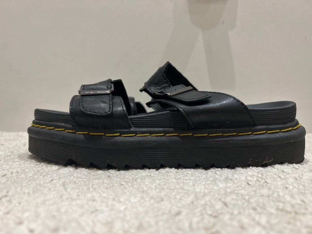 Dr Martens Myles Slides, Women's Fashion, Footwear, Sandals on Carousell