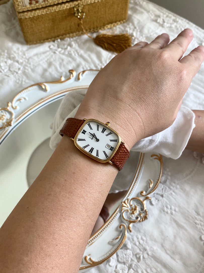 Dunhill Classic Vintage Roman Dial Watch Authentic, Luxury, Watches on ...