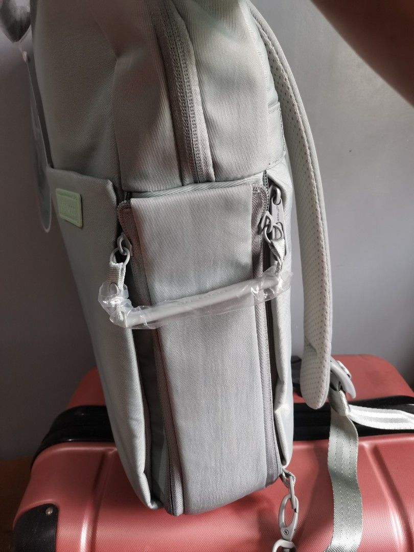 Elecom off toco, Women's Fashion, Bags & Wallets, Backpacks on Carousell