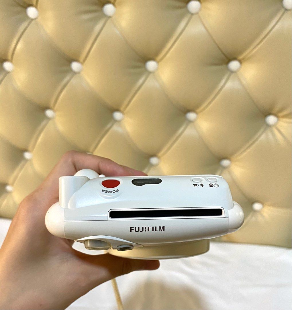 Fujifilm Instax Mini 26, Photography, Cameras on Carousell