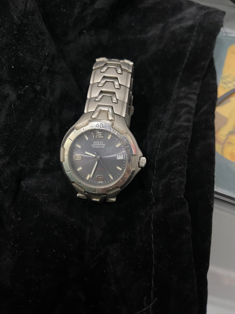 Guess waterpro titanium watch, 名牌, 手錶 - Carousell