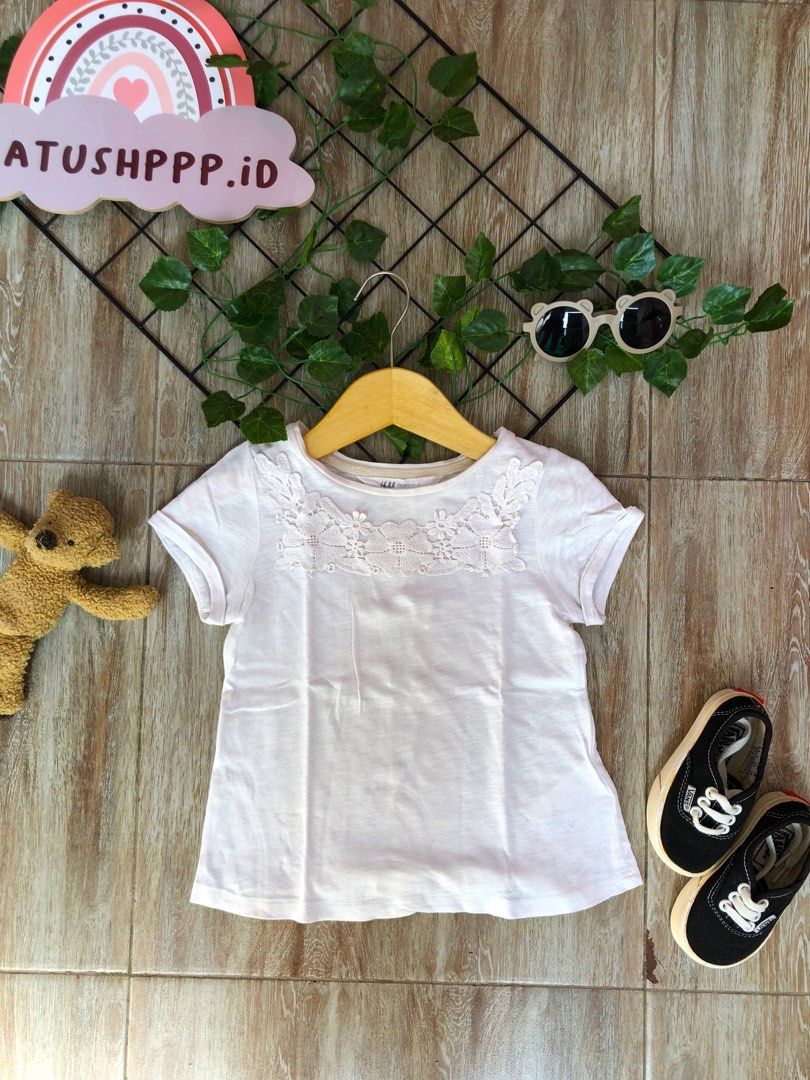 HnM Atasan 3-4y, Bayi & Anak, Baju Anak Perempuan, 1 hingga 3 tahun di Carousell
