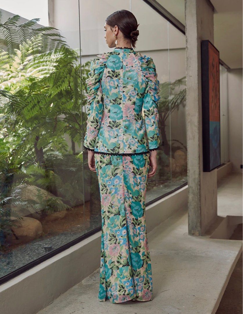 Innai Darla Raya 2023 Kurung, Women's Fashion, Muslimah Fashion, Baju ...