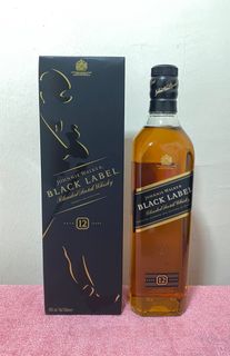 Johnnie walker black label 200ml, Food & Drinks, Alcoholic Beverages on ...