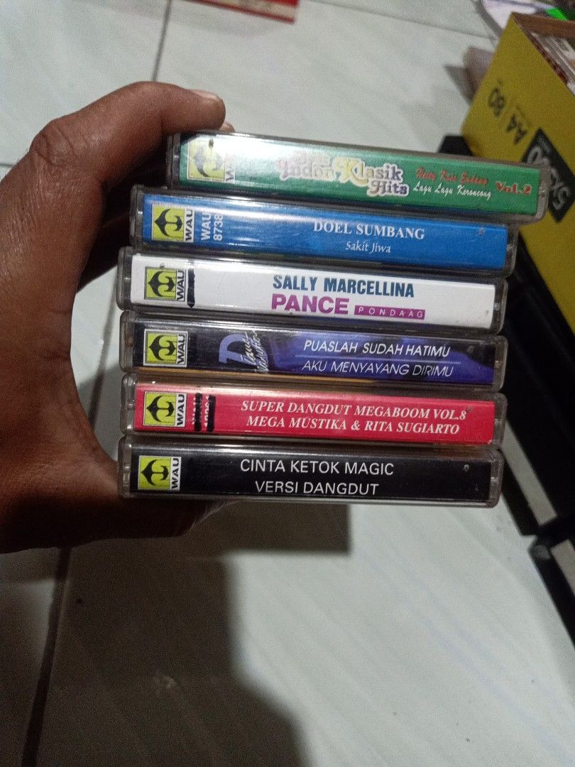 kaset lama pop indonesia, Hobbies & Toys, Music & Media, CDs & DVDs on ...