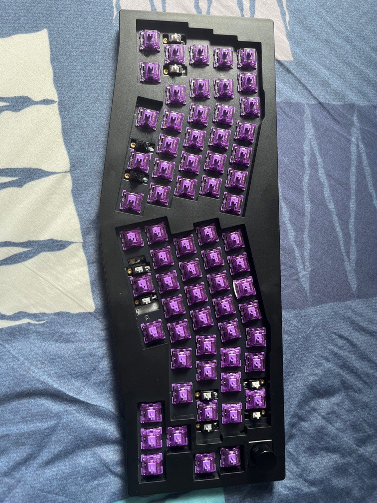 Keychron v8, Computers & Tech, Parts & Accessories, Computer Keyboard ...