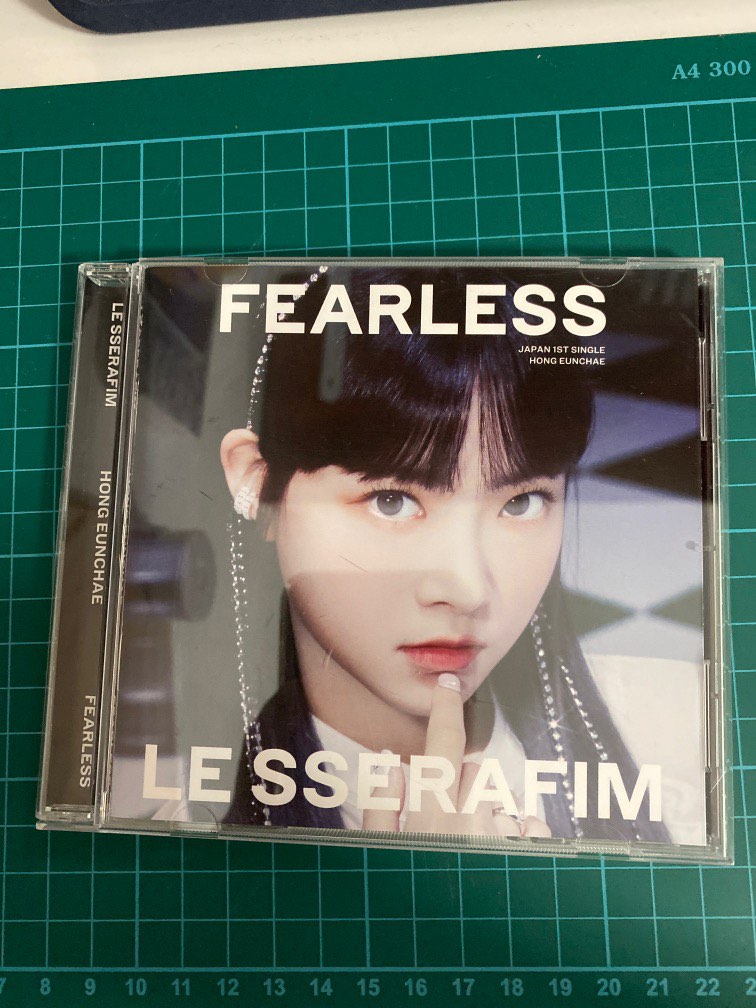 Lesserafim Fearless Eunchae compact album CD (broken), Hobbies & Toys ...