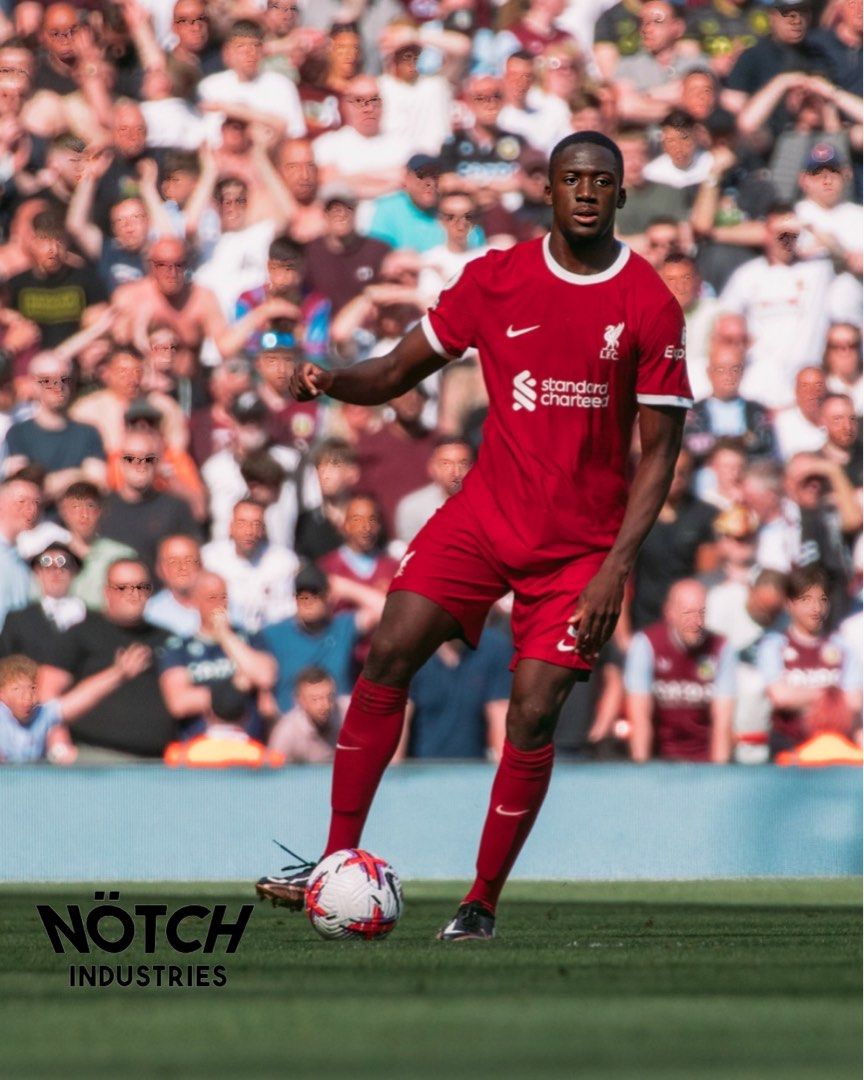 LIVERPOOL 23/24 HOME KIT, Men's Fashion, Activewear on Carousell