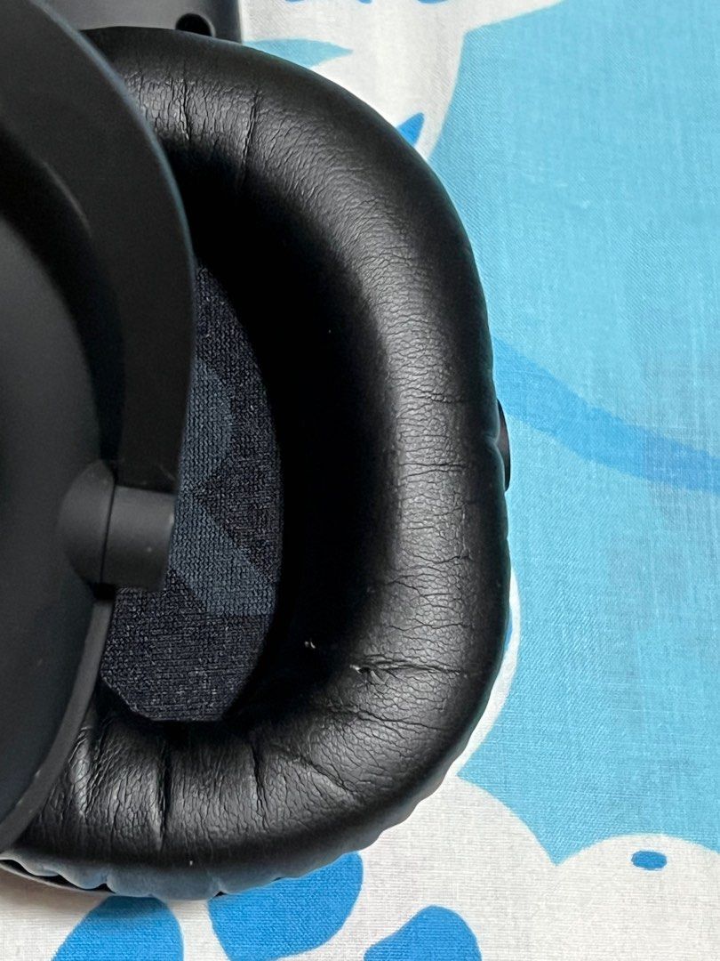 Logitech G Pro X Blue Voice Headset and Gaming Headset Stand with USB ...