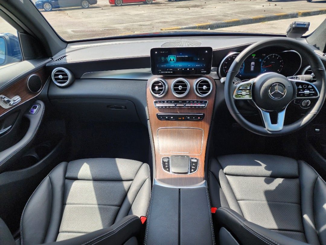 Mercedes-Benz GLC-Class GLC300 4MATIC (A), Cars, Used Cars on Carousell