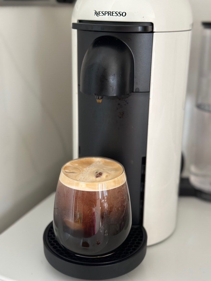 Nespresso Vertuo Plus, TV & Home Appliances, Kitchen Appliances, Coffee ...