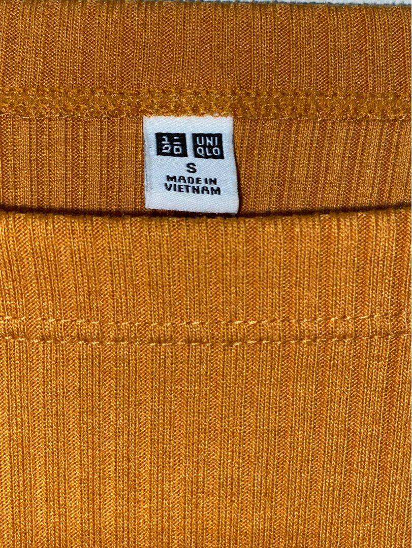 Original UNIQLO Ribbed Crew Neck Half Sleeve, Women's Fashion, Tops ...