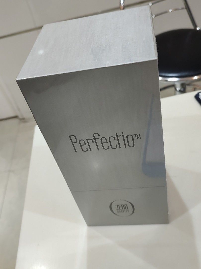 Perfectio by Zero Gravity Rejuvenate Skin FaceLift Gift on Carousell