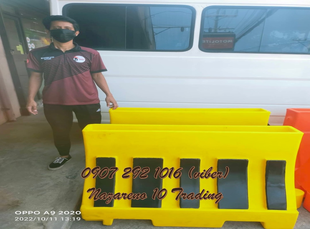 RB8 Plantbox Plastic road barrier 380, Commercial & Industrial ...
