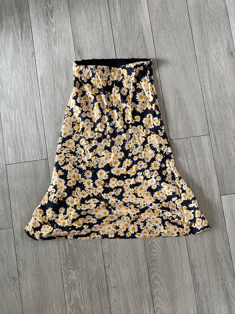 Realisation Par themed black and yellow daisy silk satin midi skirt on ...