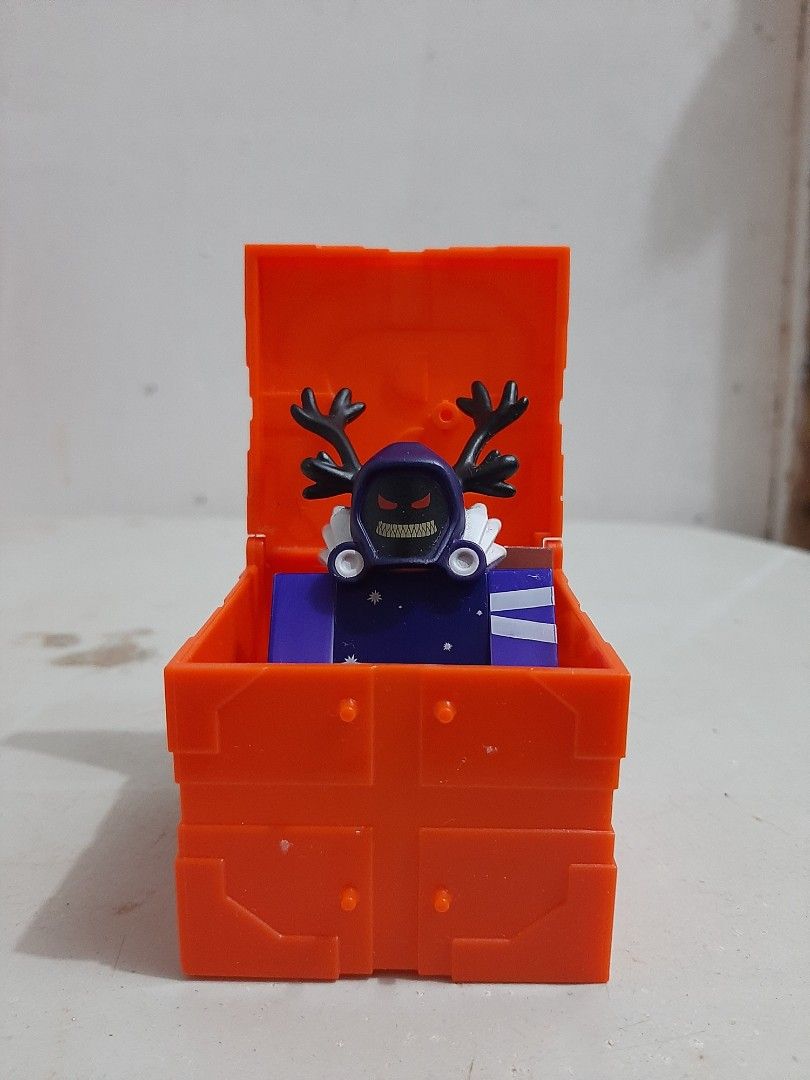 (Roblox) "Hunted: Death" Series 6 MYSTERY BOXES, Hobbies & Toys, Toys ...