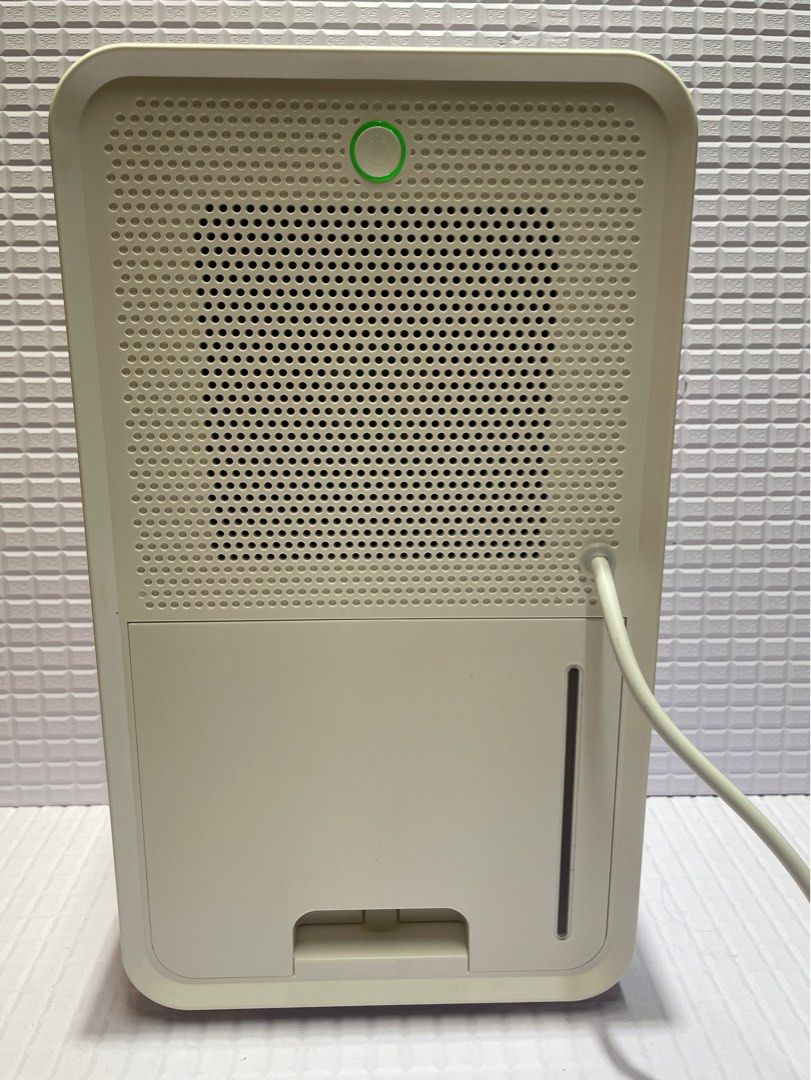 Roommi 輕量除濕機 RMDH01 晶片式除濕機 roommi 最美輕量除濕機 小型除濕機 二手 （部分瑕疵）, 電視及其他電器 , 空氣清淨機及除濕機在旋轉拍賣