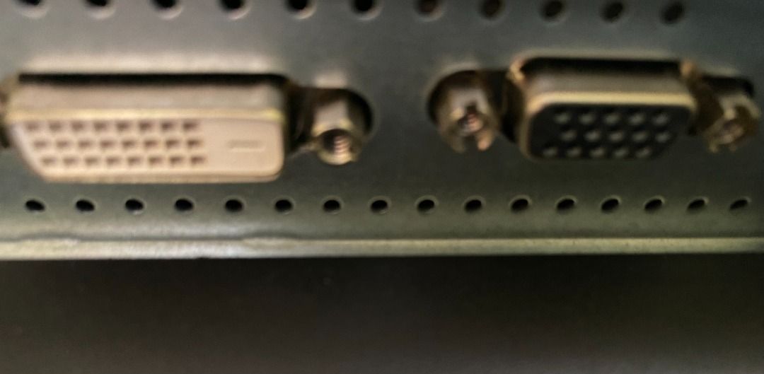 Samsung Monitors for PC 22" S450 series used as new with VGA Display ...