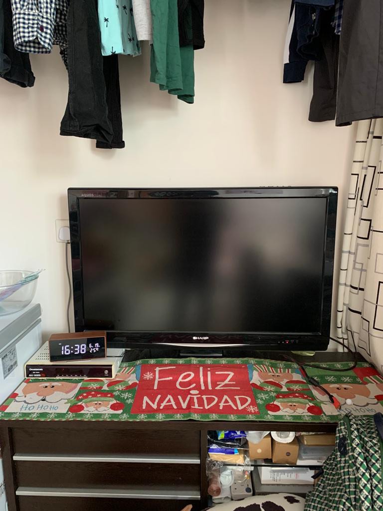 SHARP LCD COLOUR TV MODEL LC-37A33H 43吋電視機, 家庭電器, 電視 & 其他娛樂, 電視 - Carousell