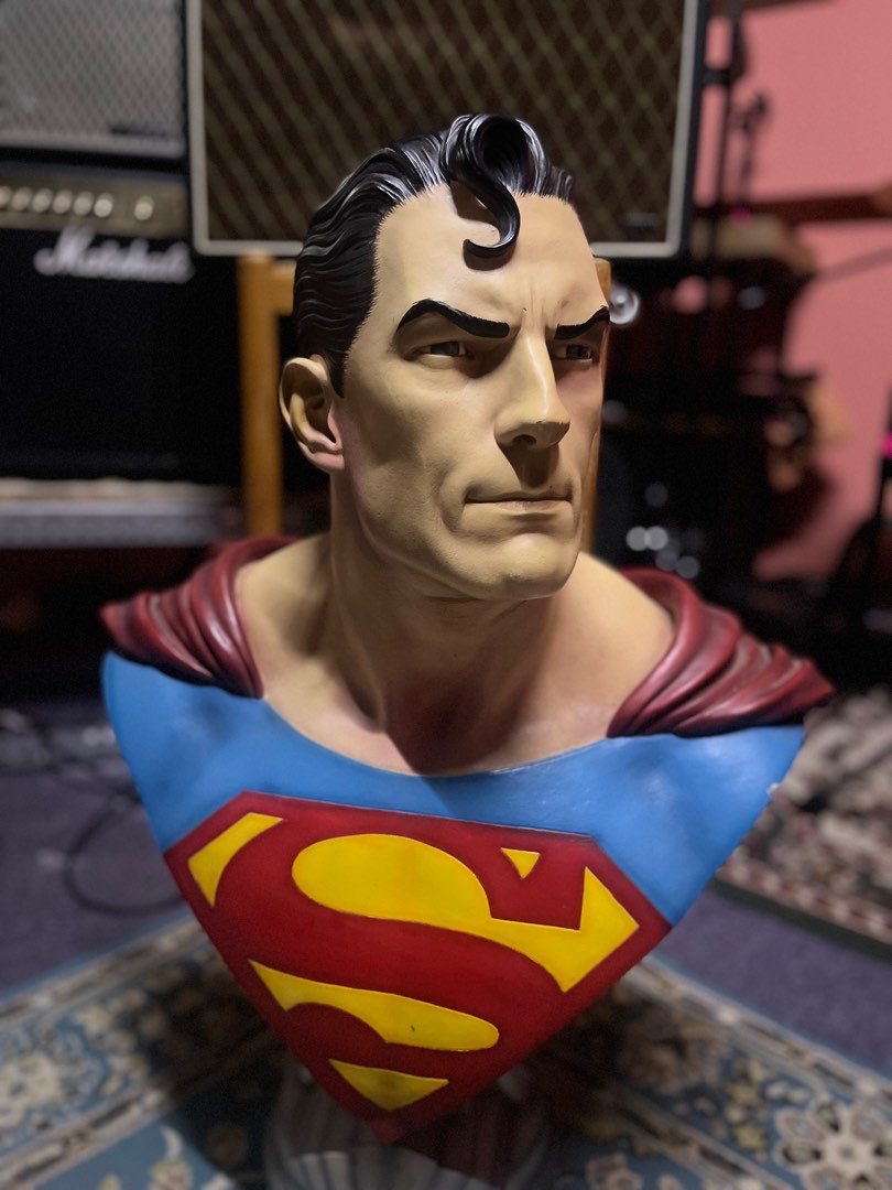 Sideshow Collectibles Superman Life Size Bust Figurine, Hobbies & Toys ...