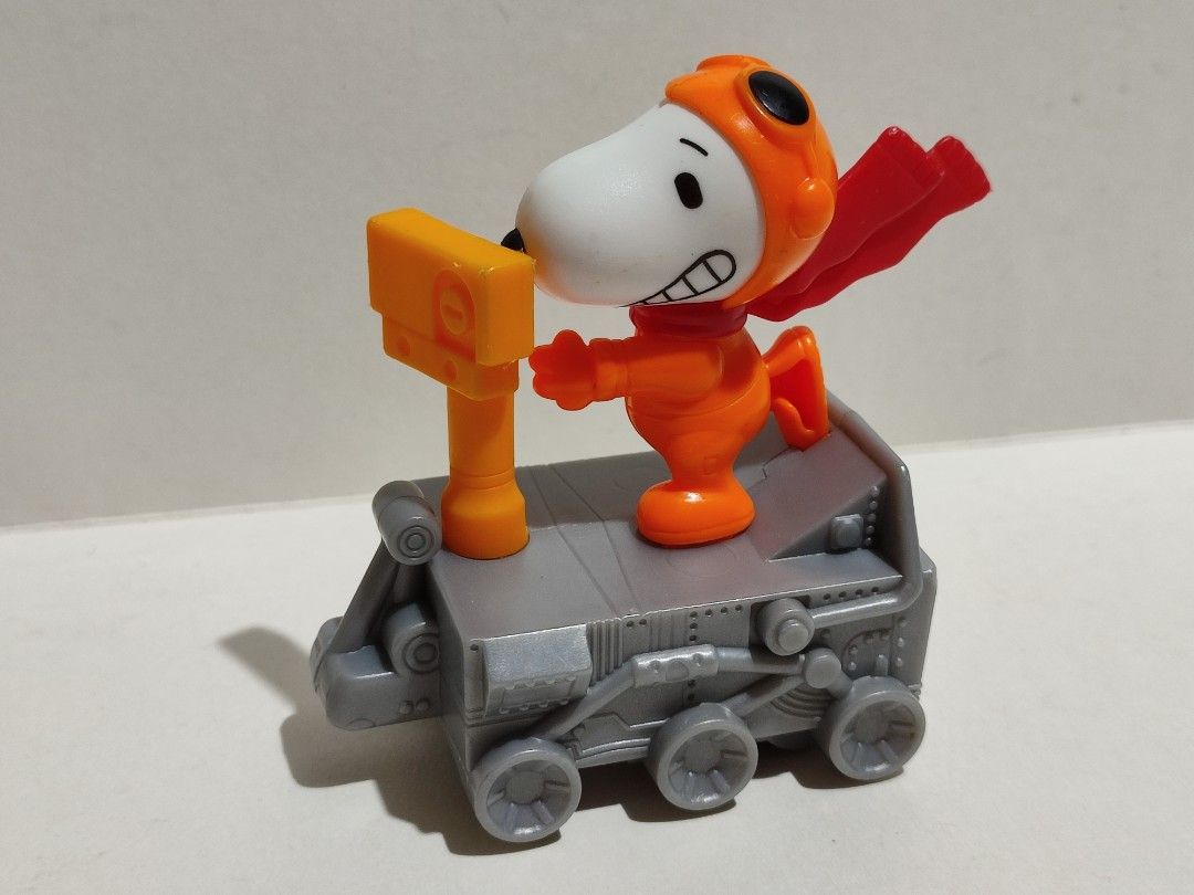 Snoopy Toy Set NASA Theme on Carousell