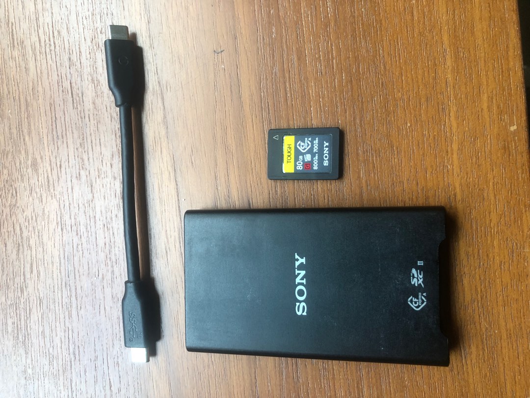 Sony 80GB CF express Type A card + Sony reader, Photography ...